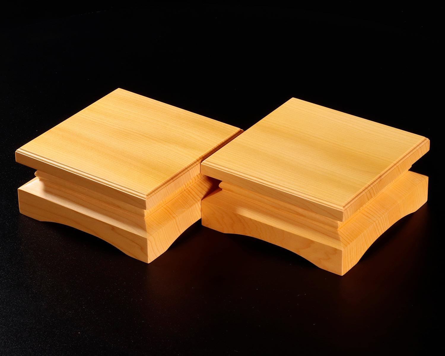 日向榧製 駒台 卓上2寸盤用 飾り彫 1対 KMD-HKTH-211-10 – kurokigoishiten